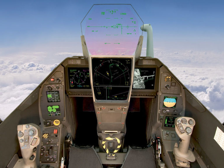 RAFALE : Interface Homme Machine - RAFALE : The omnirole fighter