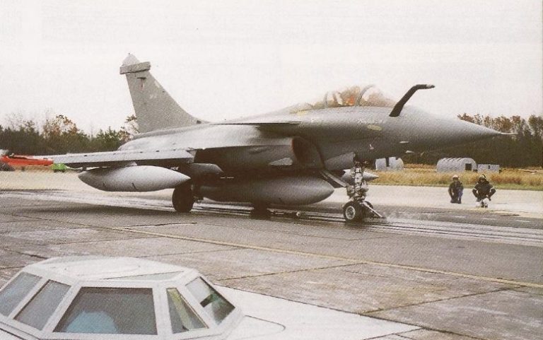 RAFALE : Armement Air-Sol - RAFALE : The omnirole fighter