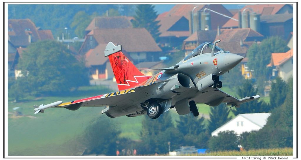 Rafale Solo Display 2013-2015 - RAFALE : The omnirole fighter