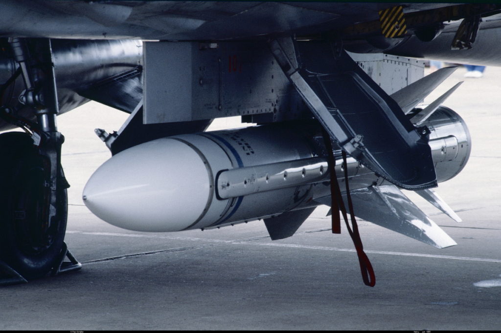 RAFALE : Le SPECTRA - RAFALE : The omnirole fighter