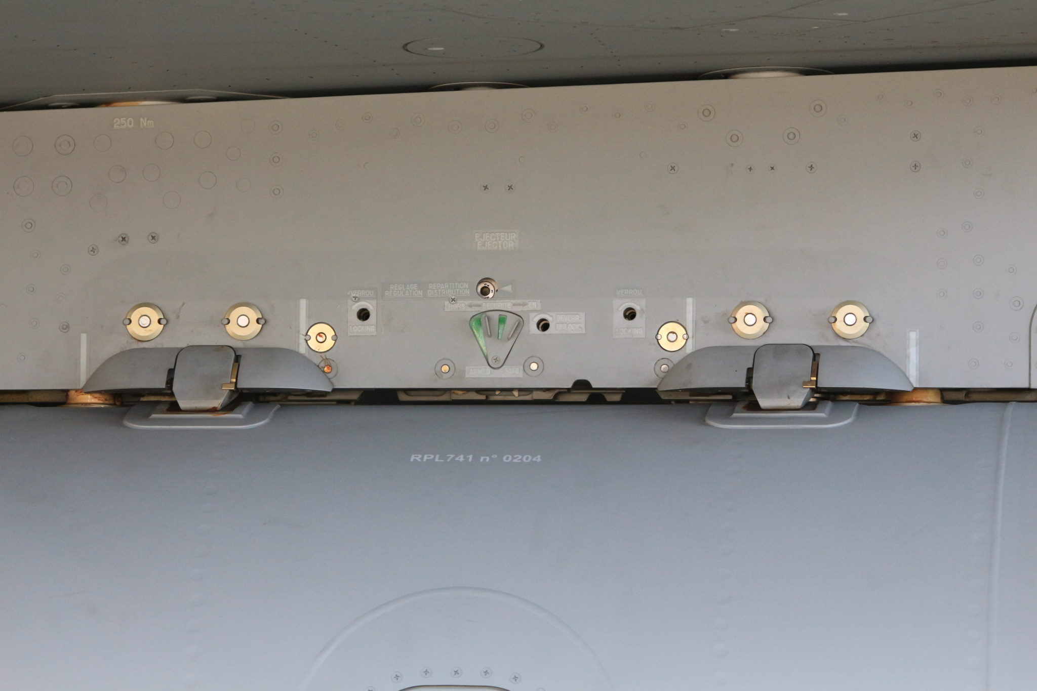 RAFALE : Emports spécifiques - RAFALE : The omnirole fighter