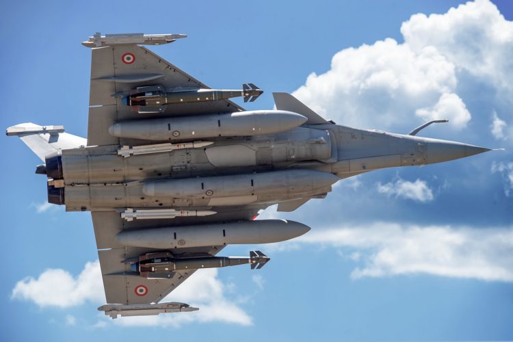 RAFALE : Armement Air-Sol - RAFALE : The omnirole fighter