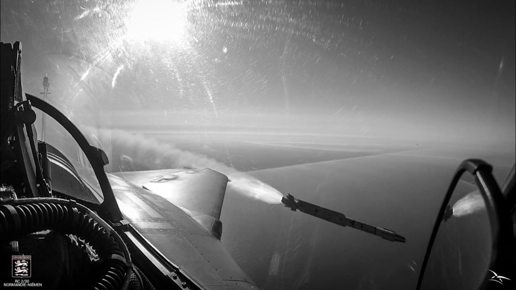 RAFALE : Armement Air-Air - RAFALE : The omnirole fighter