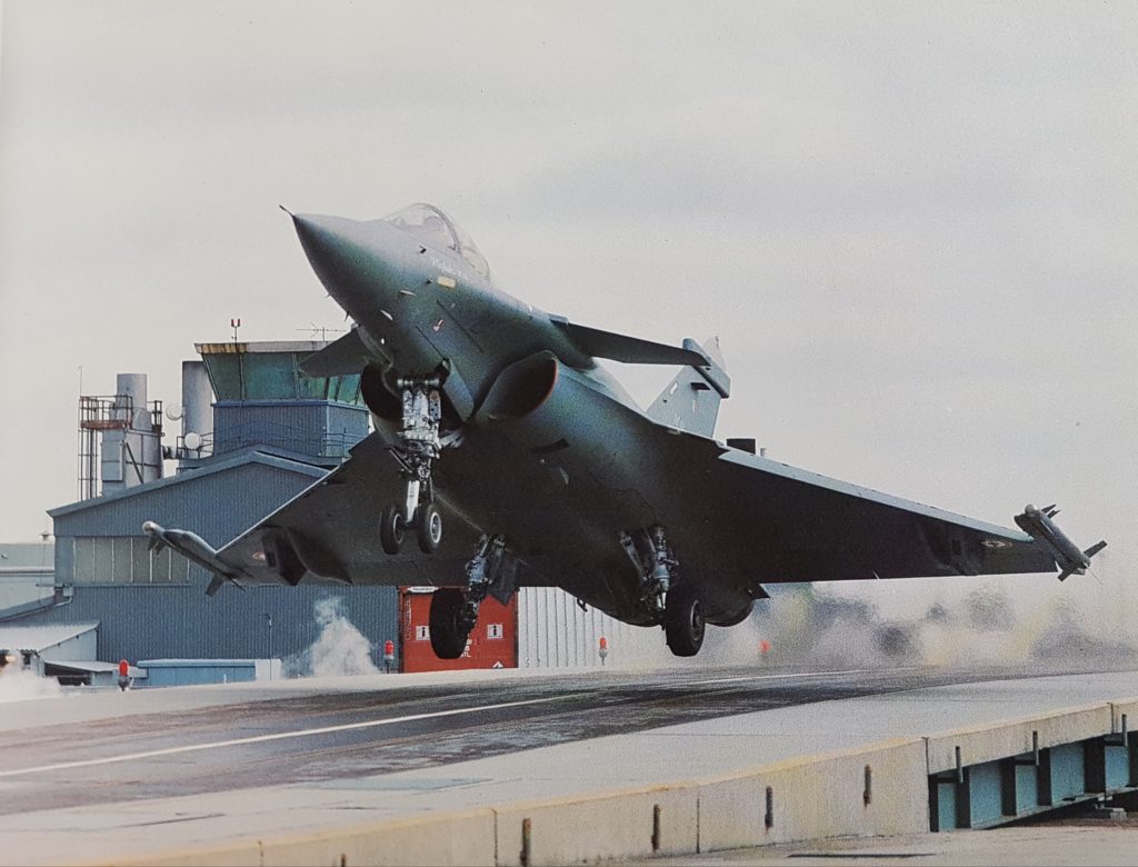 Rafale M01 - RAFALE : The omnirole fighter